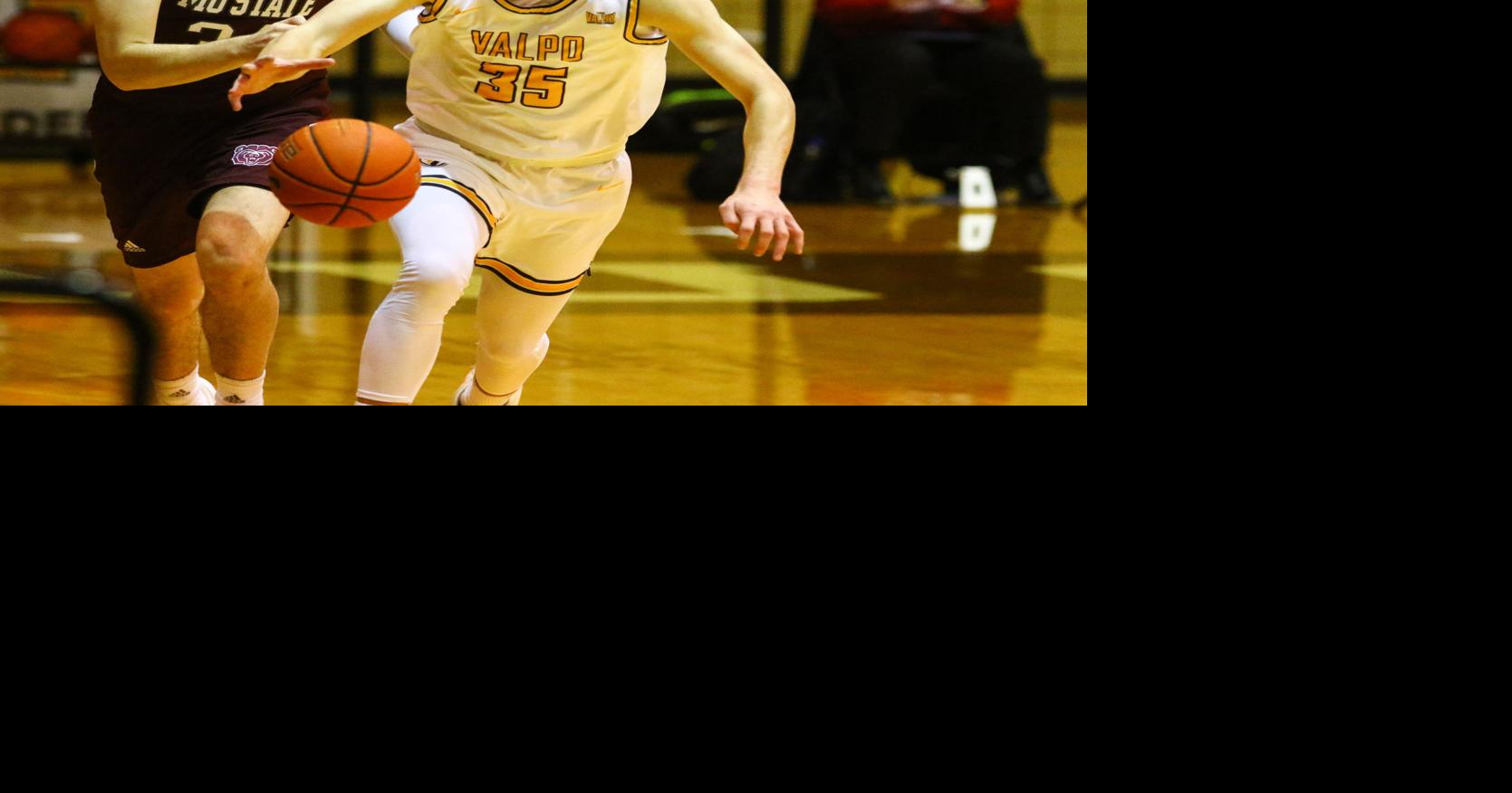 Valpo's Sheldon Edwards, Connor Barrett have prepped for big moments