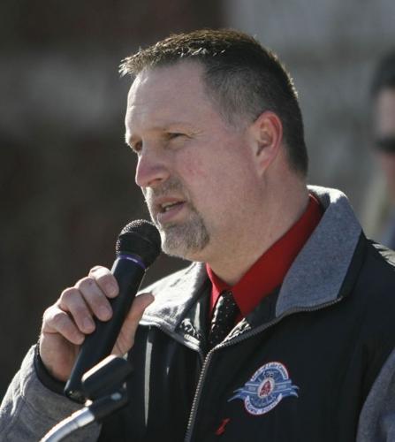 Uran files for re-election to C.P. mayor