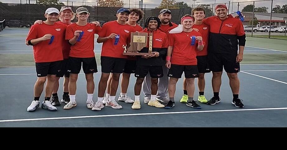 Munster Boys Tennis break state record for sectional titles