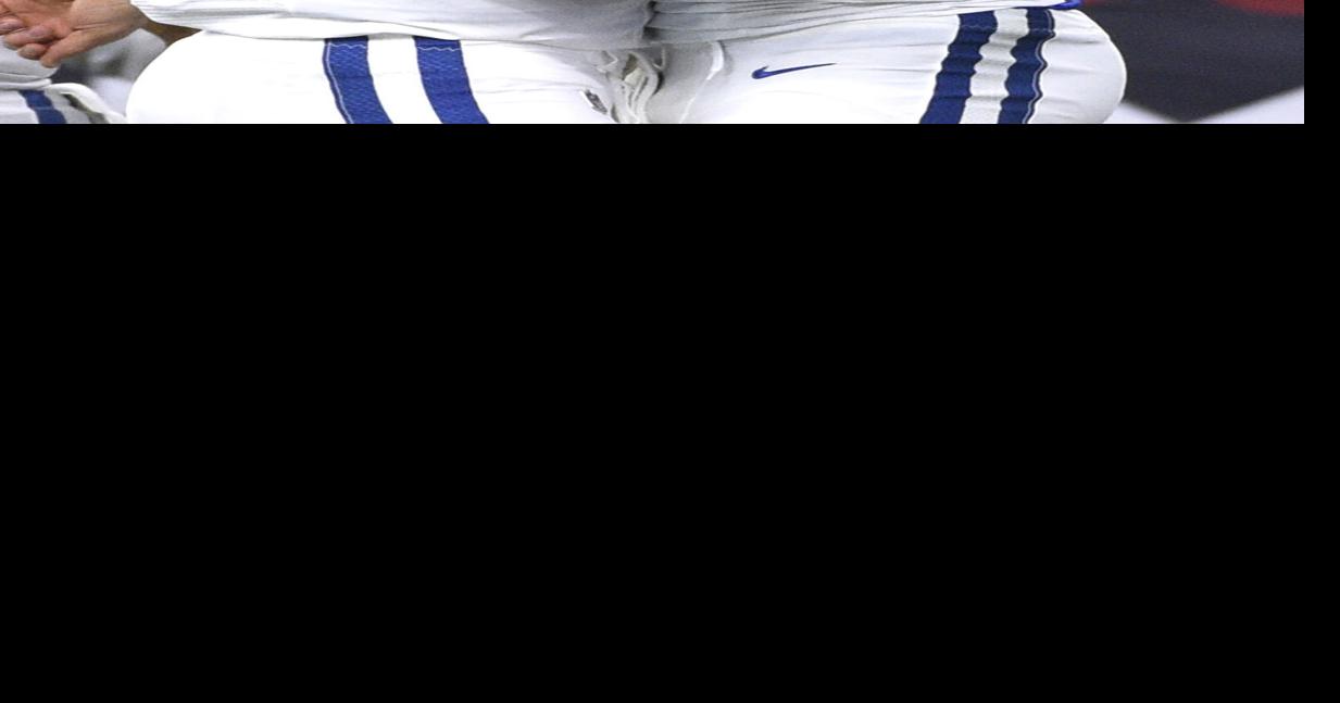 Colts snap Texans' 9-game winning streak with 24-21 win