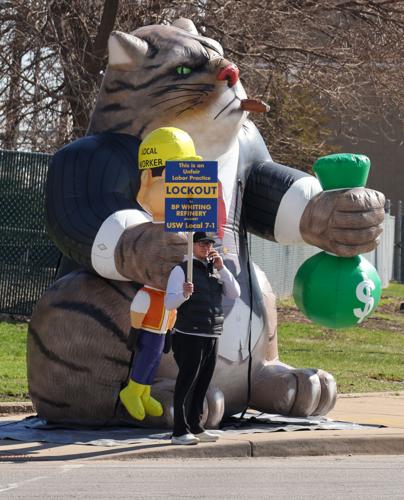 BP Whiting refinery lockout leaves workers without pay