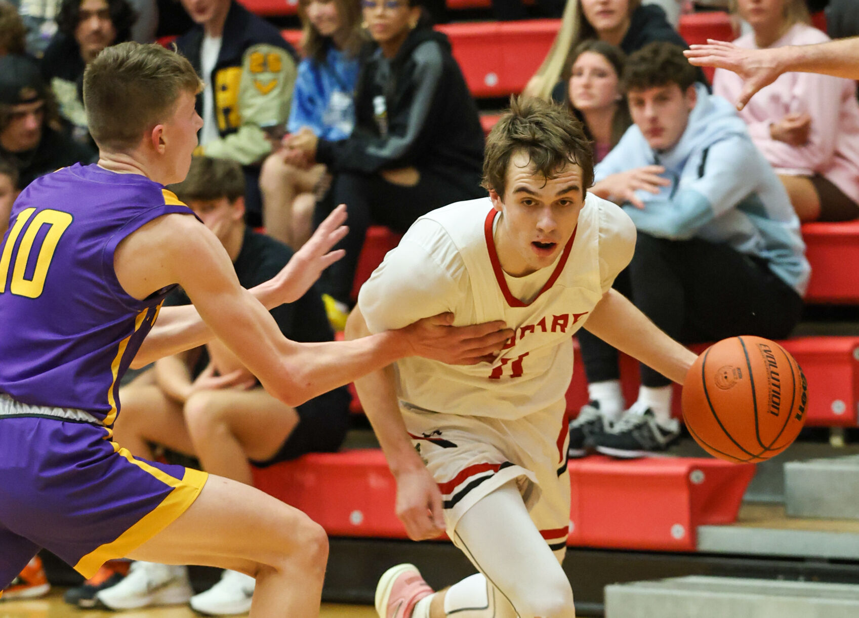 East Chicago basketball star now a billionaire