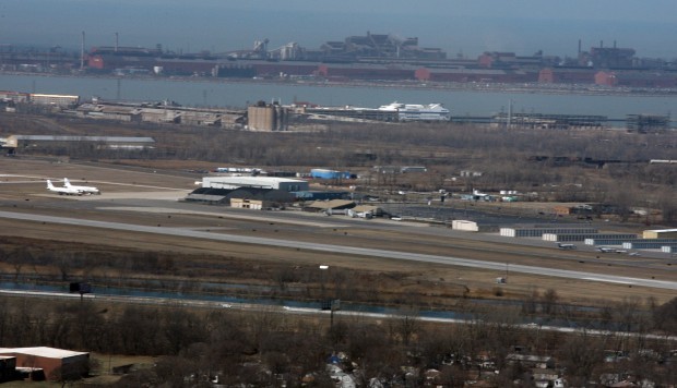 Gary airport OKs rail agreement pushing expansion forward