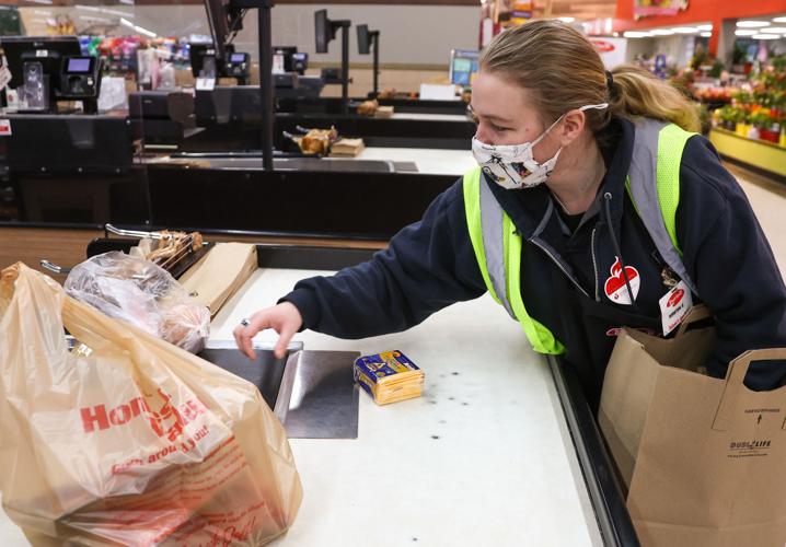 Grocery workers shown appreciation on Supermarket Employee Day