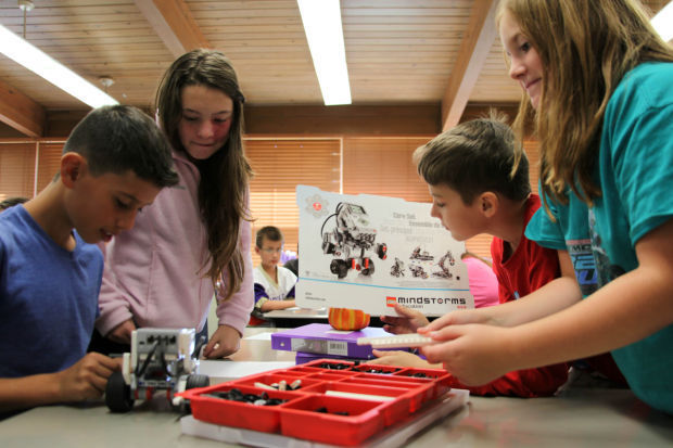 Fifth-graders use Lego Robotics in classroom