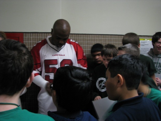 Ex-NFL player Levar Fisher inspires Whiting Middle School students