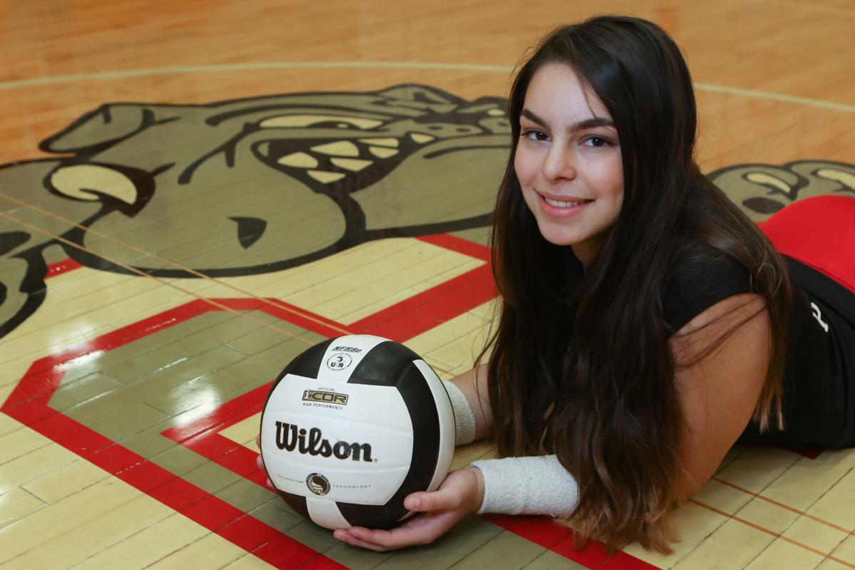 Crown Point libero Alyssa Hill adds fuel to Bulldogs' fire