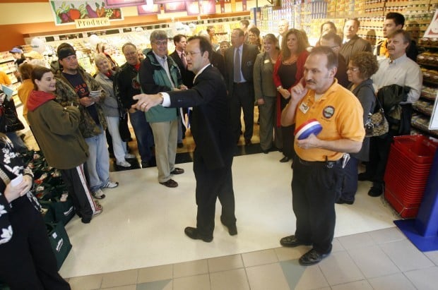 WiseWay celebrates grand opening in Winfield