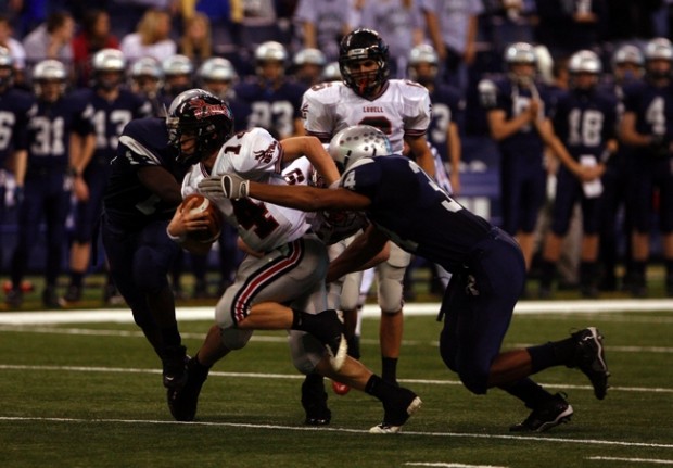 Lowell football team determined to return to state finals