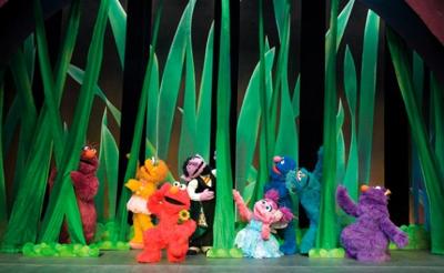 Elmo goes 'green' in new 'Sesame Street Live' musical