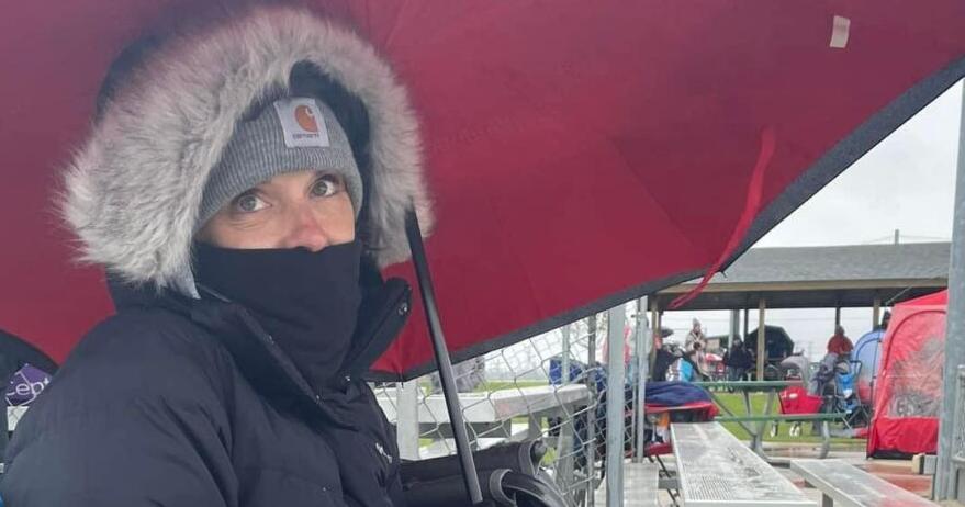 JERRY DAVICH: Mom's special day illustrated through revealing vignettes ...