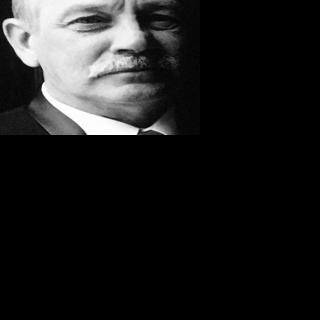 Leonard L. Dworniczek