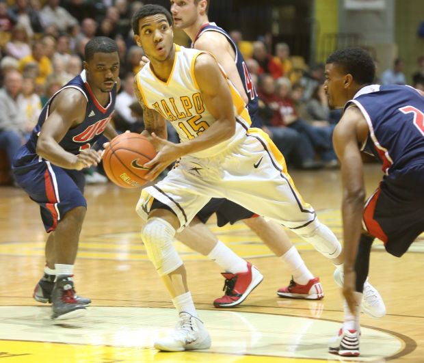 VU point guard Williams suffers torn ACL