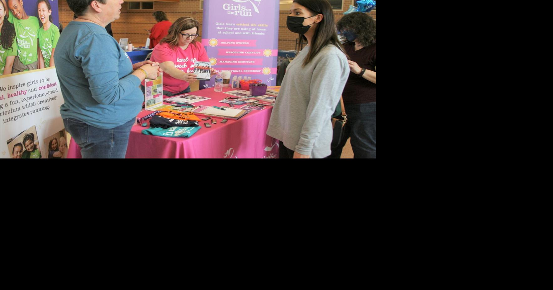 Volunteer fair connects public with nonprofits