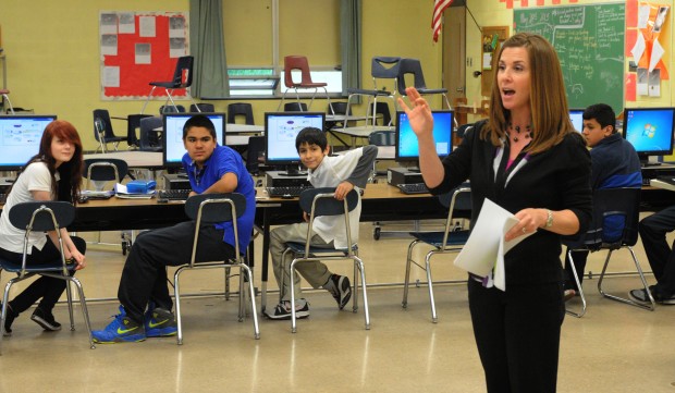 Scott Middle School students navigate virtual finances