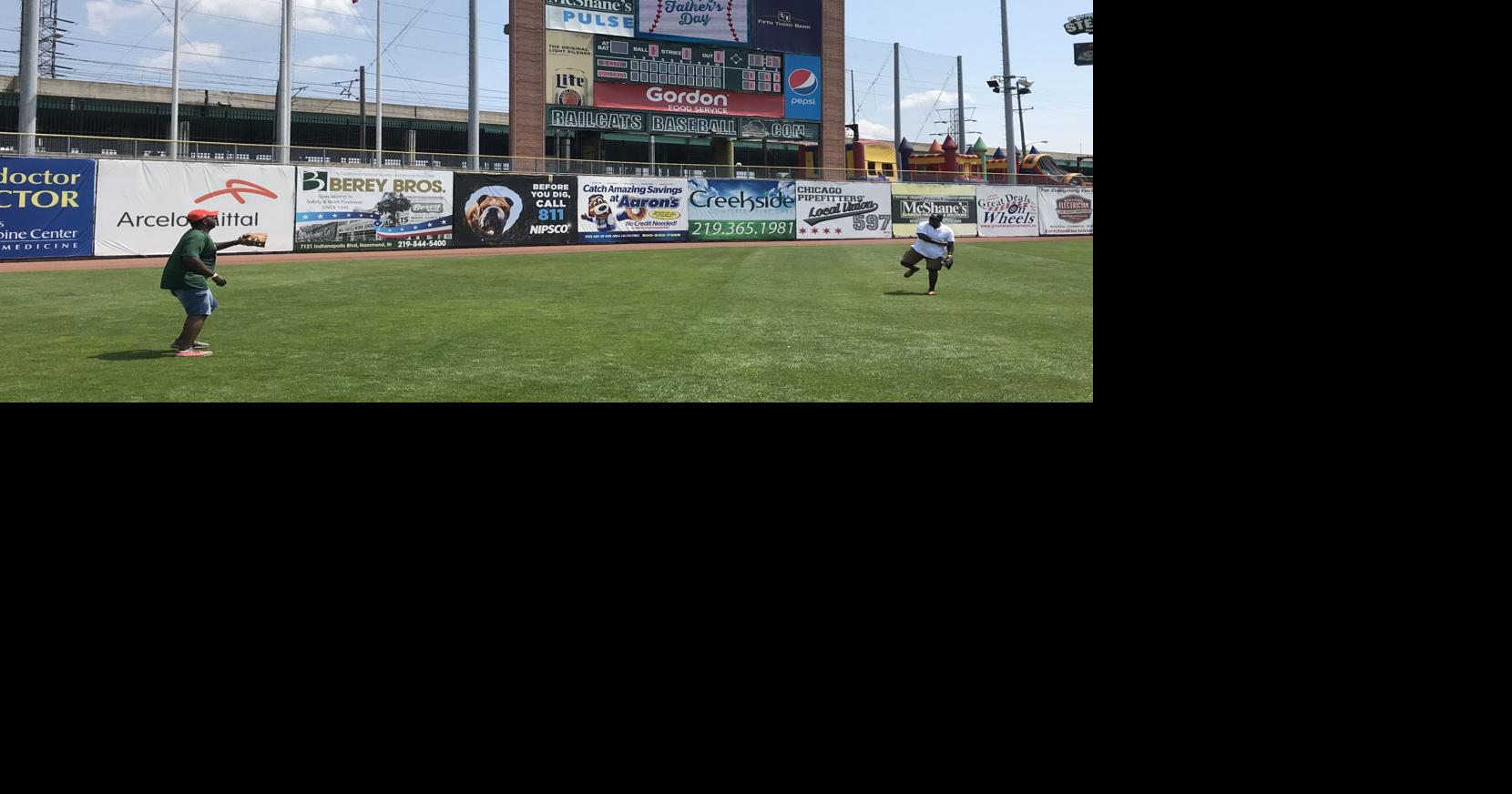 'Seinfeld,' 'Golden Girls' and other pop-up bars planned at Gary ...