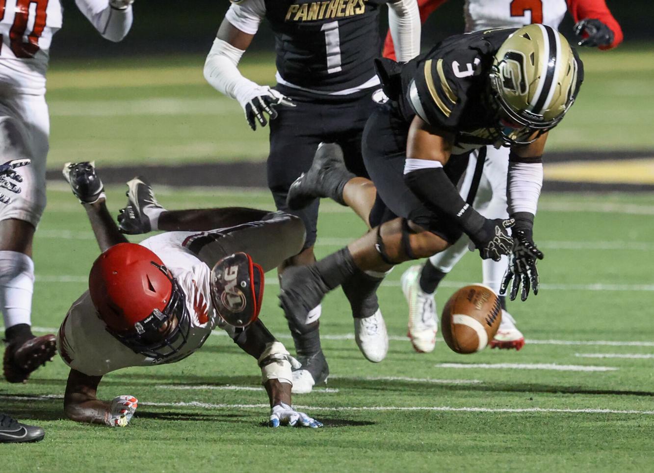 Game-winning kick gives Lowell 1st win vs. Hobart since 2021