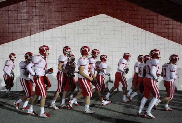 Crown Point struggles to slip past Munster