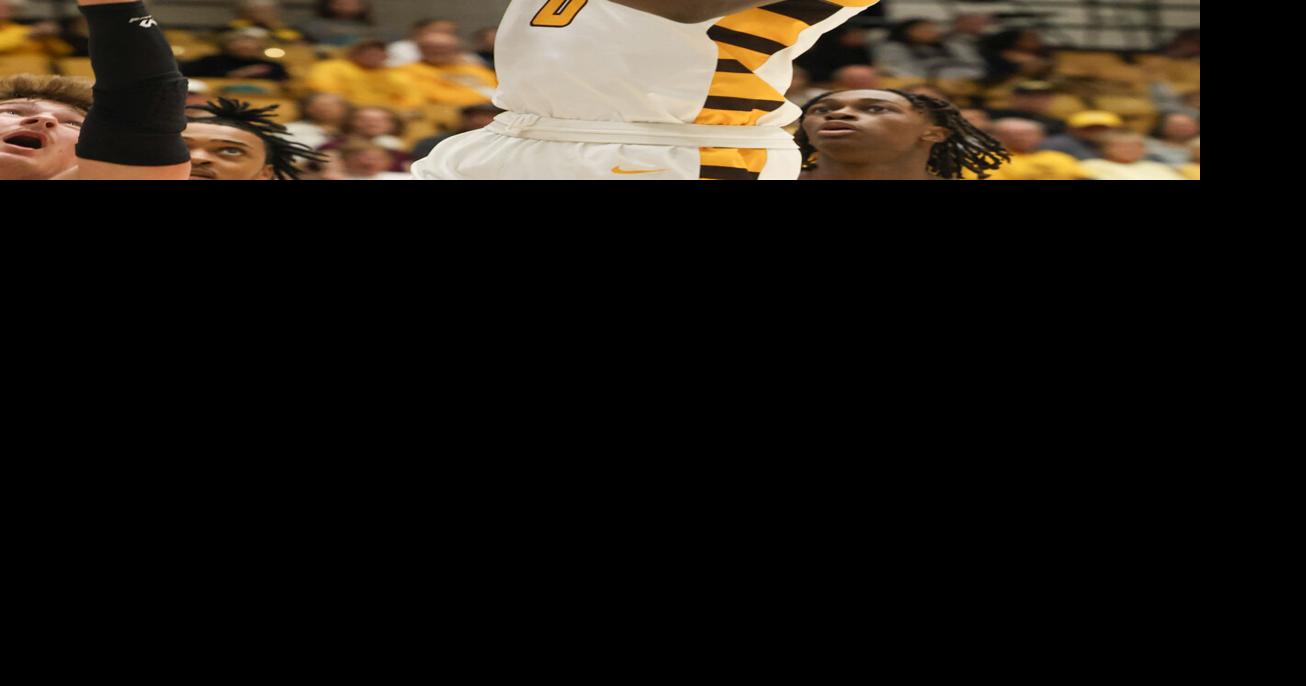 Valparaiso's Jaxon Edwards shows his potential in loss