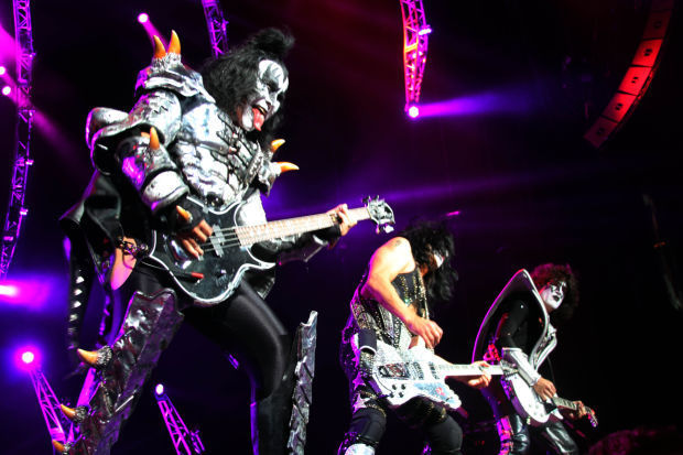 KISS celebrates 40 Years with Decades of Decibels tour