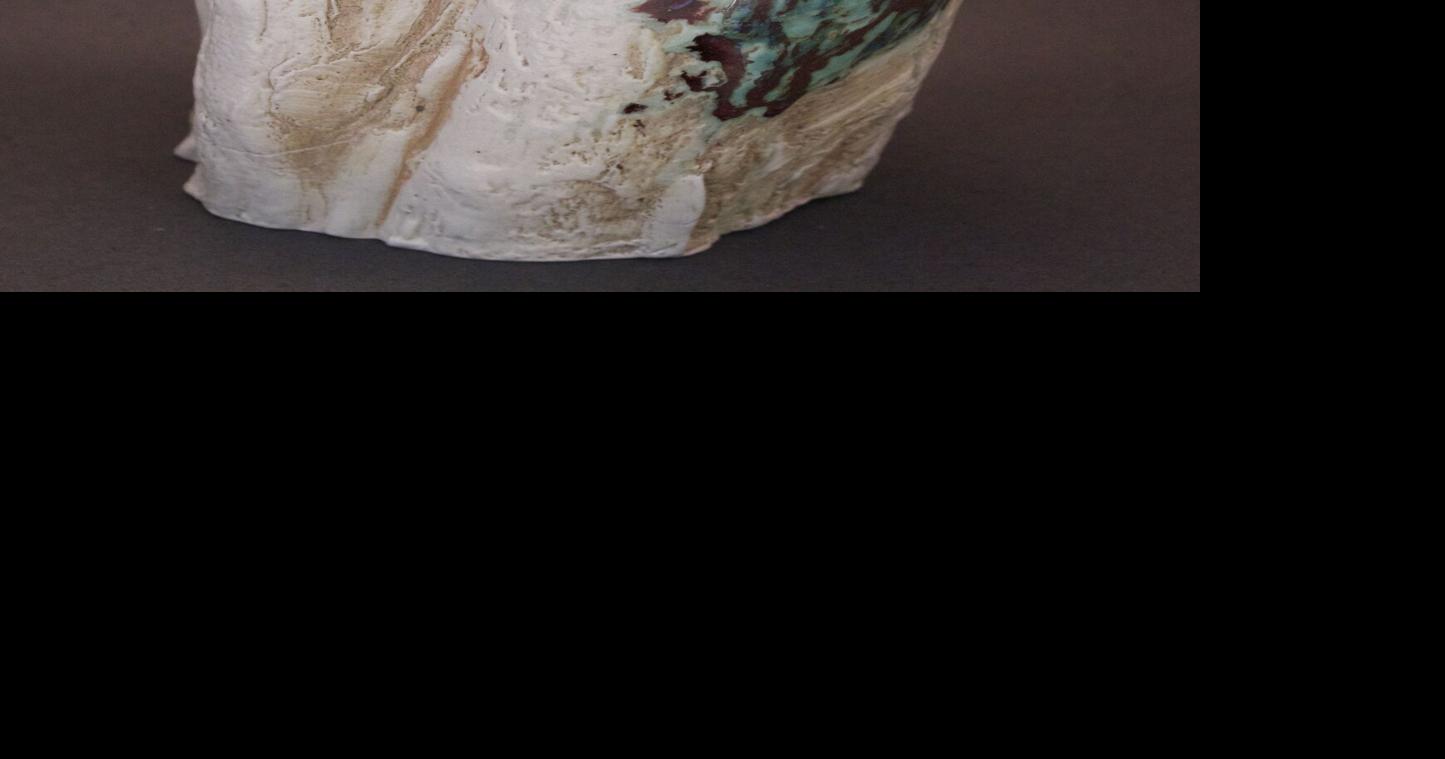 Chesterton Art Center to exhibit ceramic and paper artwork