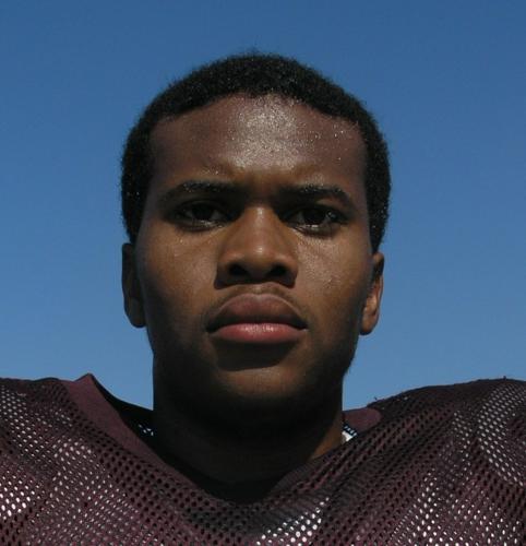 Bowman's Britton earning As on and off the football field