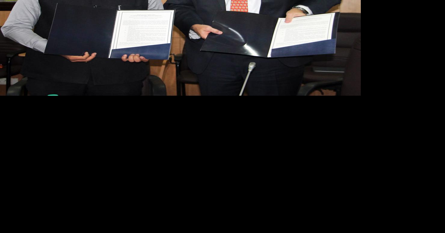 Indiana's Gov. Holcomb signs sister-state agreement with Karnataka, India