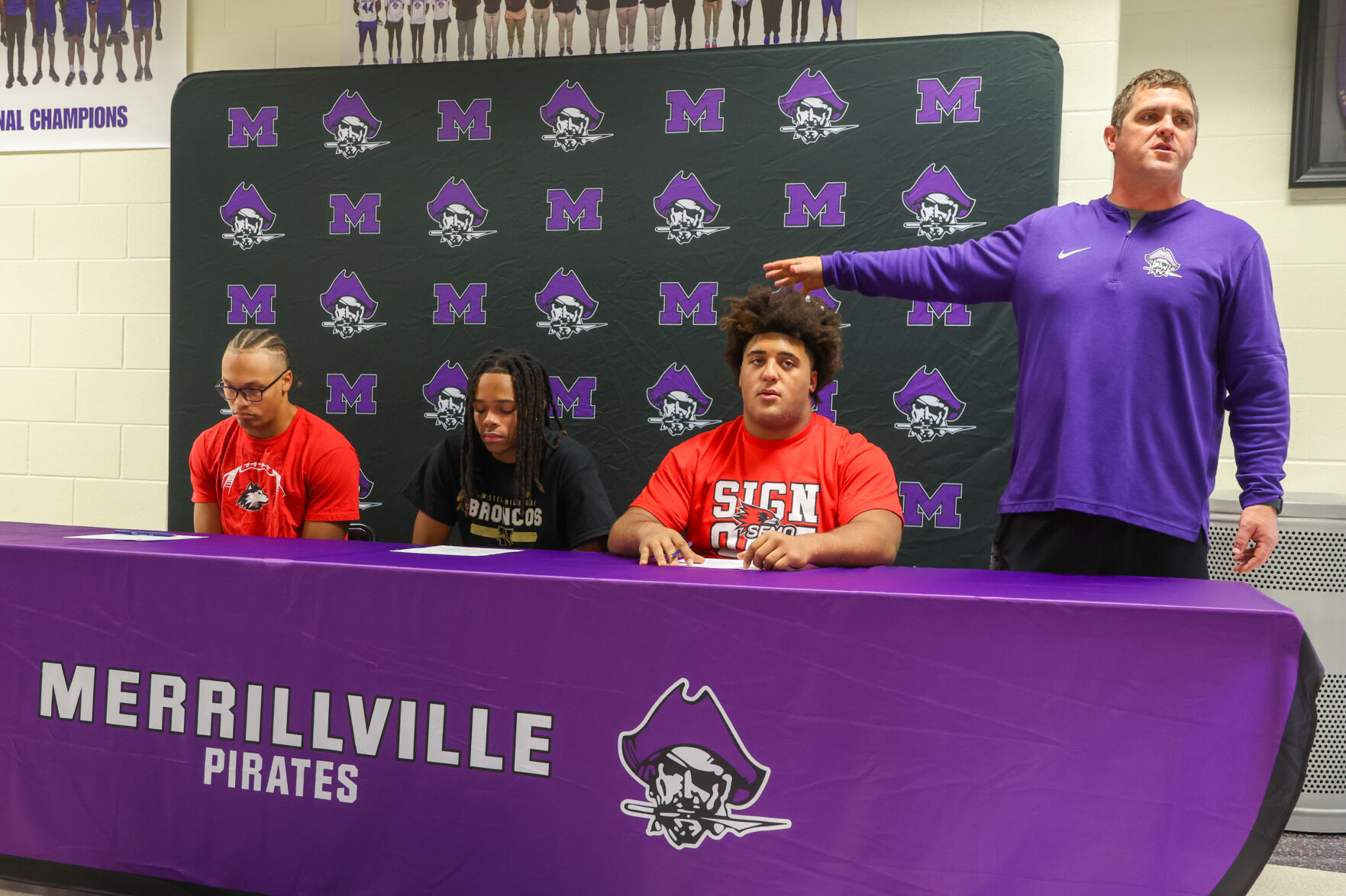 Illiana Christian announces plans to add football program