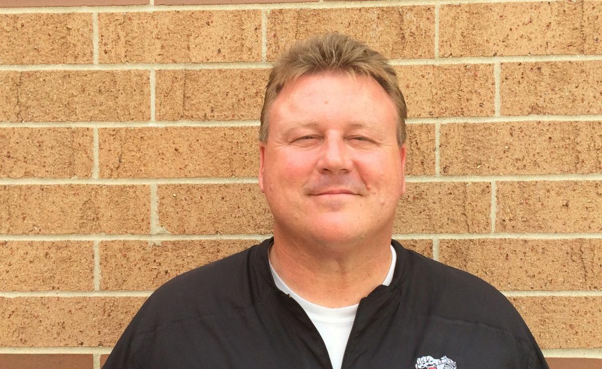 Scouting the 2015 Crown Point Bulldogs football team