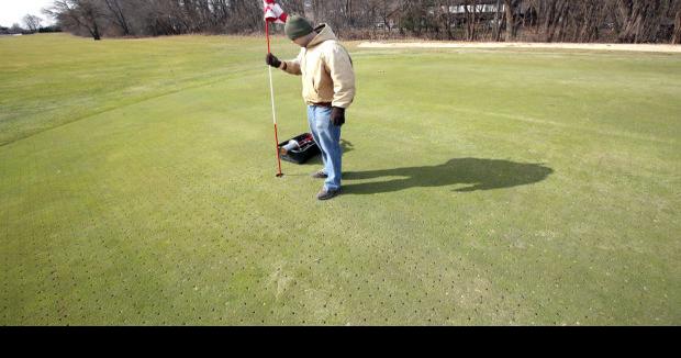 Valpo names new golf superintendent