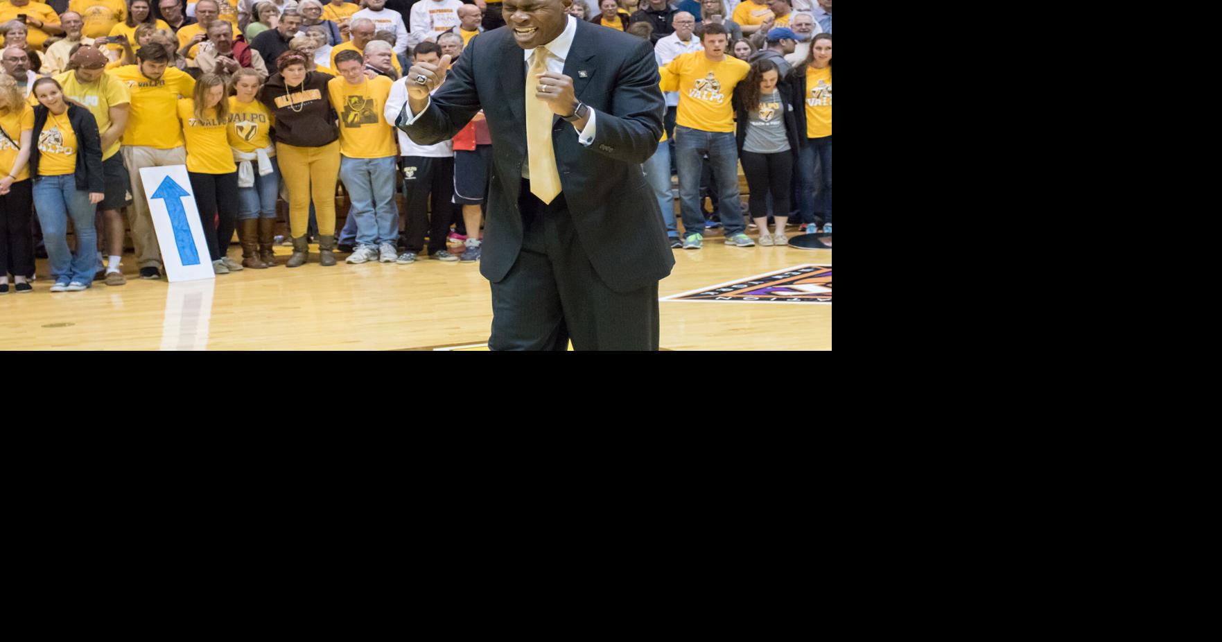 Roger Powell Jr. blends the new with the old at Valparaiso