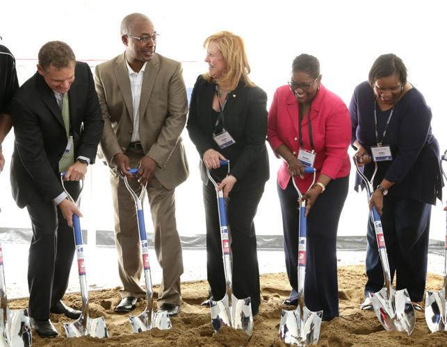 Groundbreaking marks start of Cline bridge project