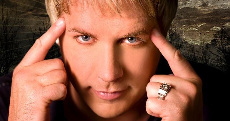 PHIL POTEMPA: Magician Mike Super performing one exclusive Chicagoland ...