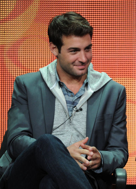 James Wolk holds his own on CBS' 'The Crazy Ones'