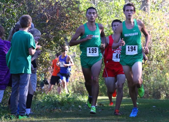 Valparaiso runs the show at DAC cross country meets