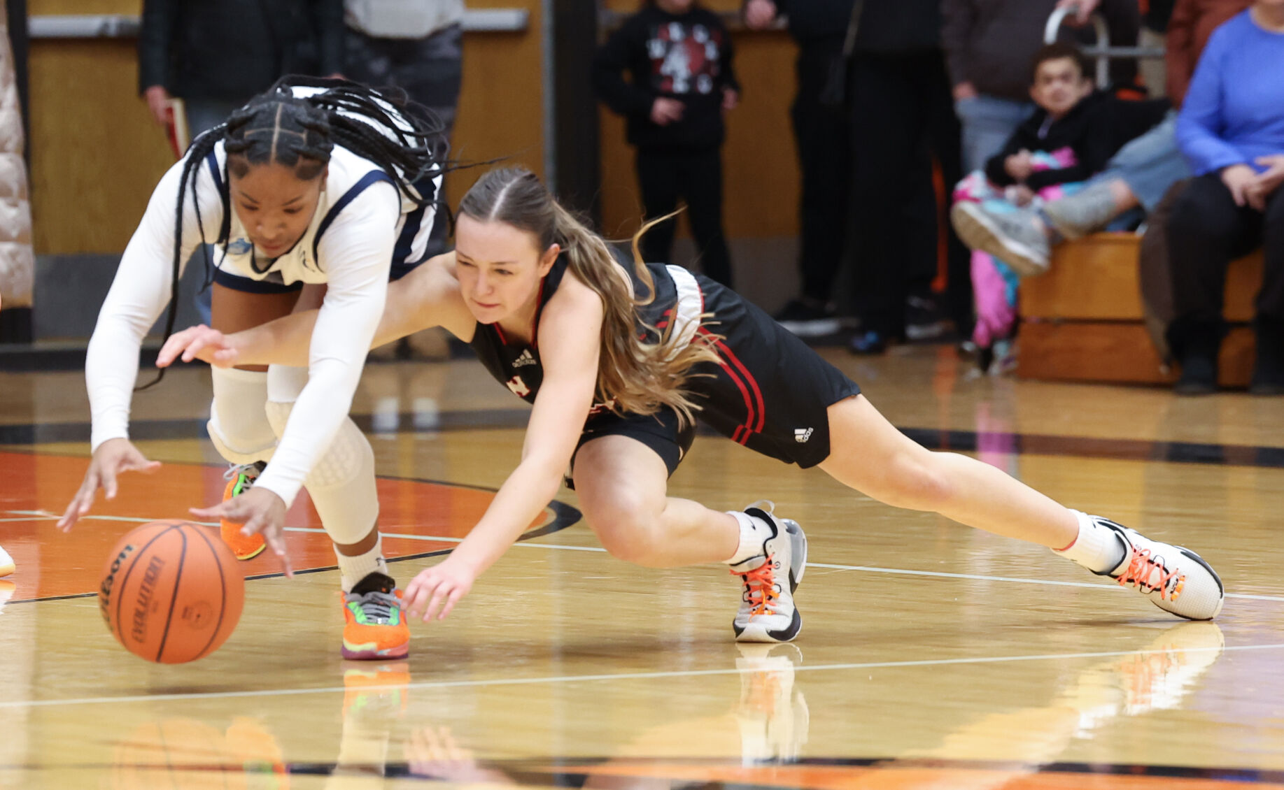 Scores, summaries from NWI boys basketball sectionals