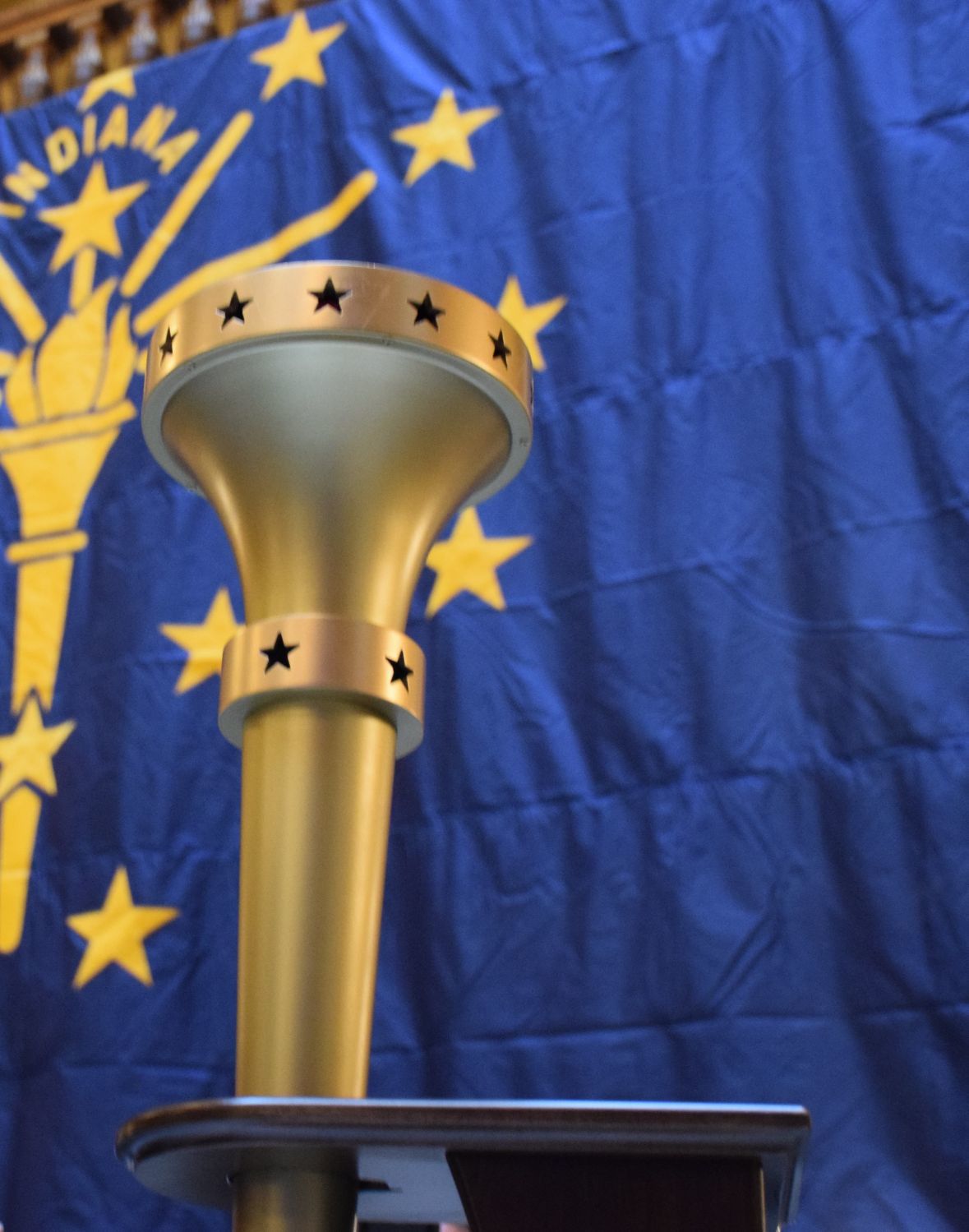 Torch unveiling sparks year of Indiana bicentennial events | Government ...