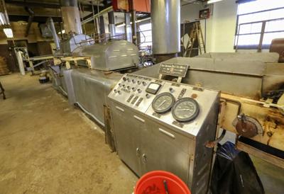 Peerless Potato Chips' manufacturing equipment up for sale