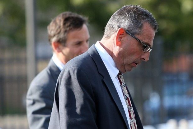 Philpot loses law license for at least 4 years