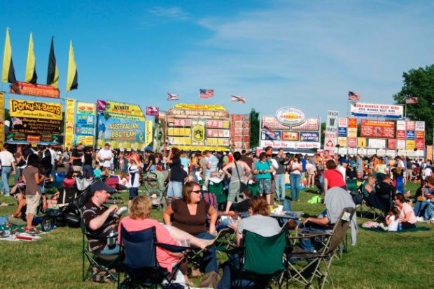 Spend your holiday at Naperville Ribfest