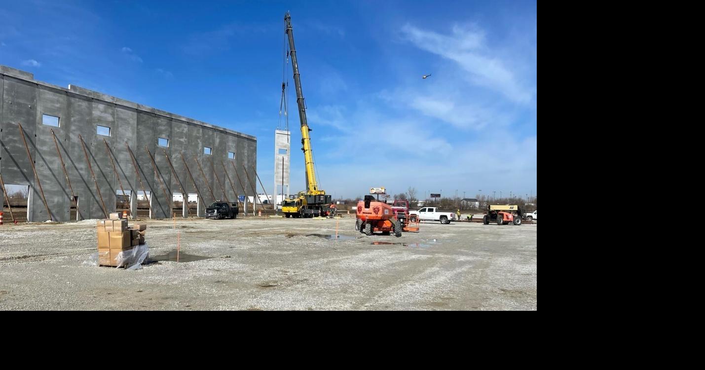 1 million-square-foot, 'once-in-a-lifetime building' walls erected in ...