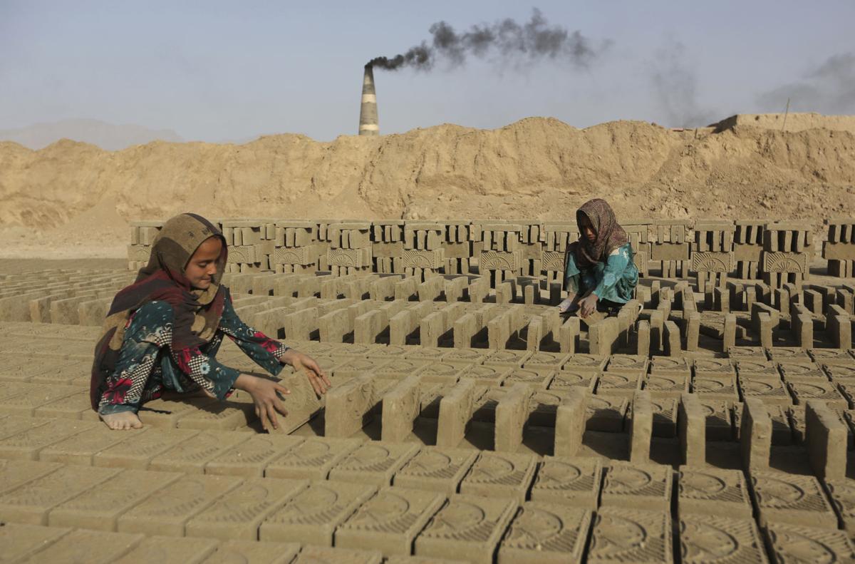 Photos: These brick makers are 21st century slaves. And their children ...