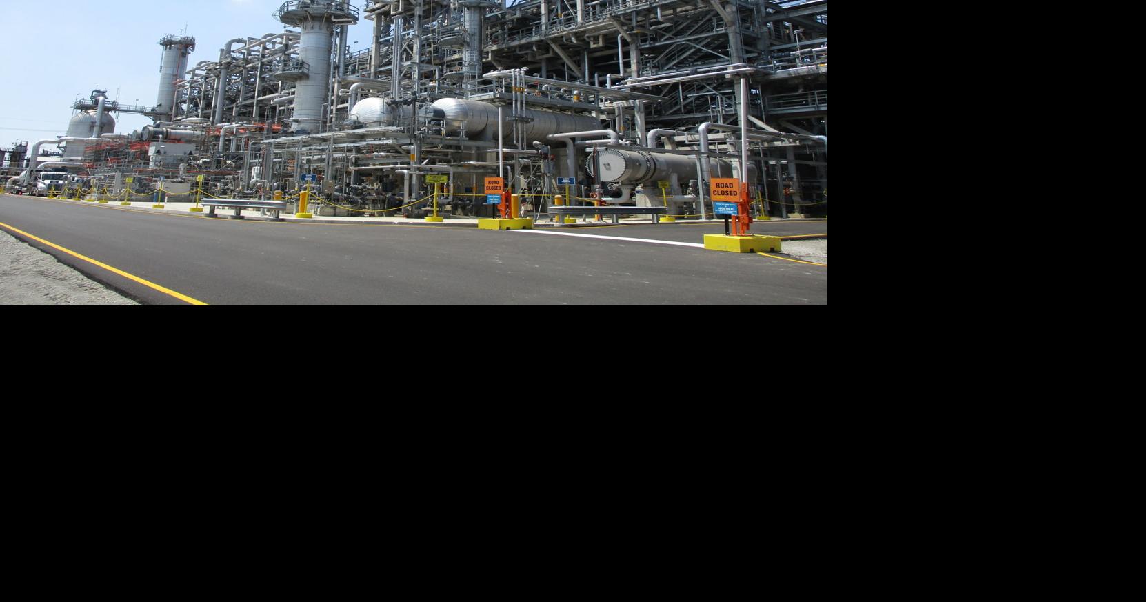 BP Whiting Refinery cleaning up leaks, doing air monitoring