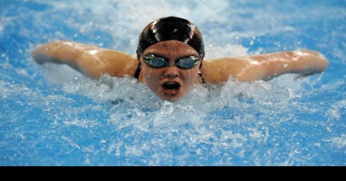 Chesterton takes nine top seeds at sectional swimming prelims