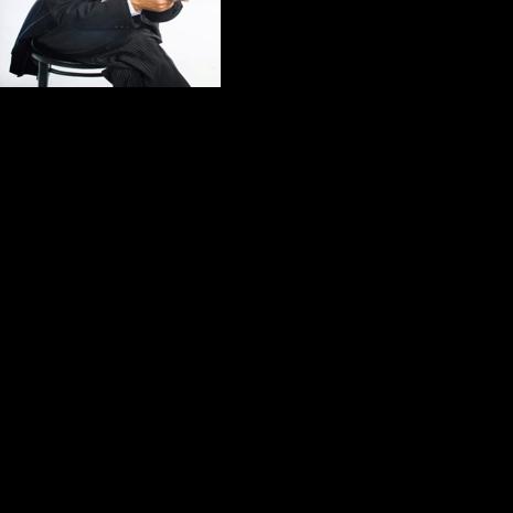 Actor Frank Ferrante brings Groucho to life on stage