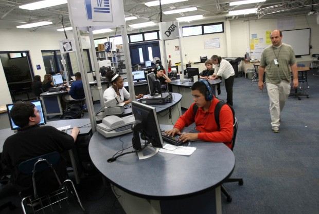 Lake Ridge expands New Tech to middle school