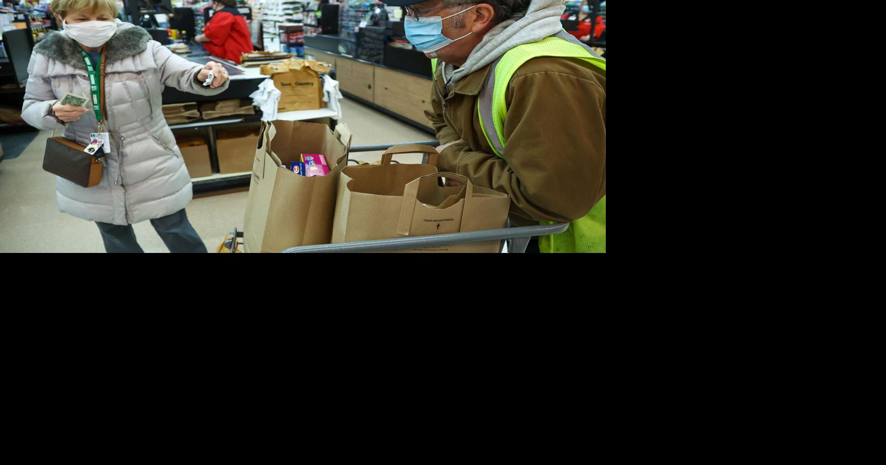 Grocery workers shown appreciation on Supermarket Employee Day