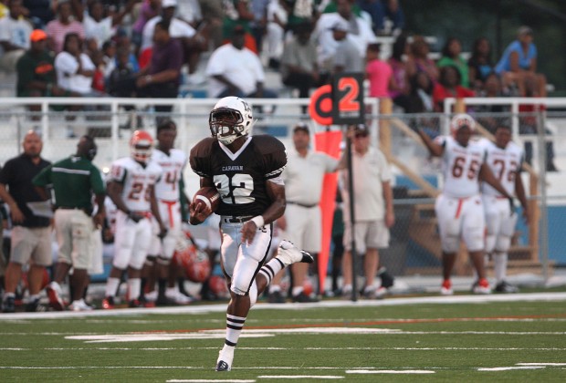 Mount Carmel shuts out Morgan Park