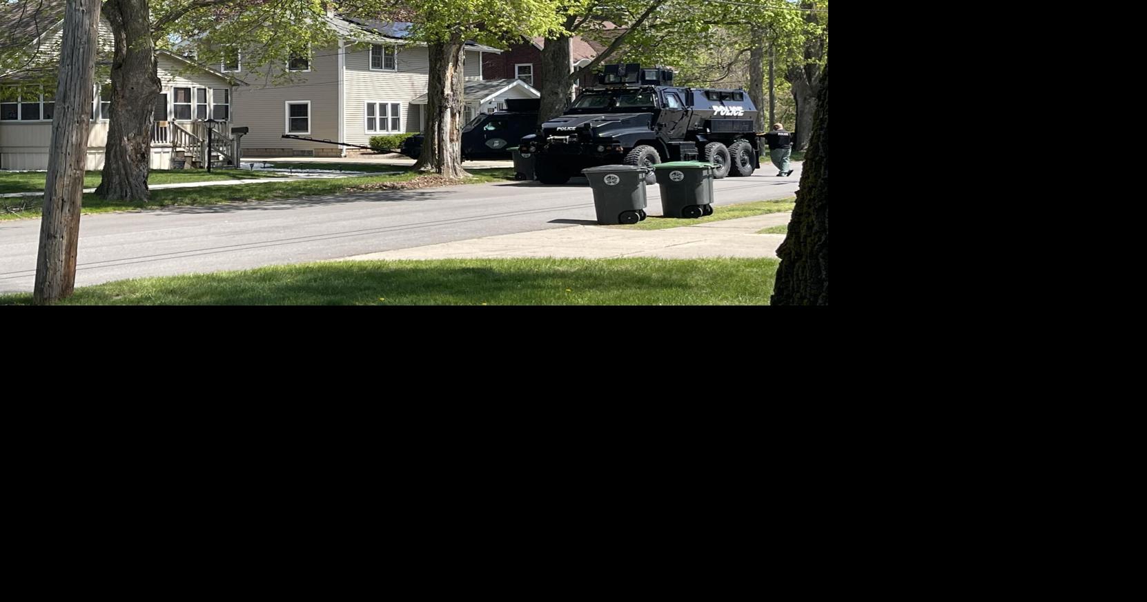 SWAT called to scene after victim reports domestic dispute, Hobart ...