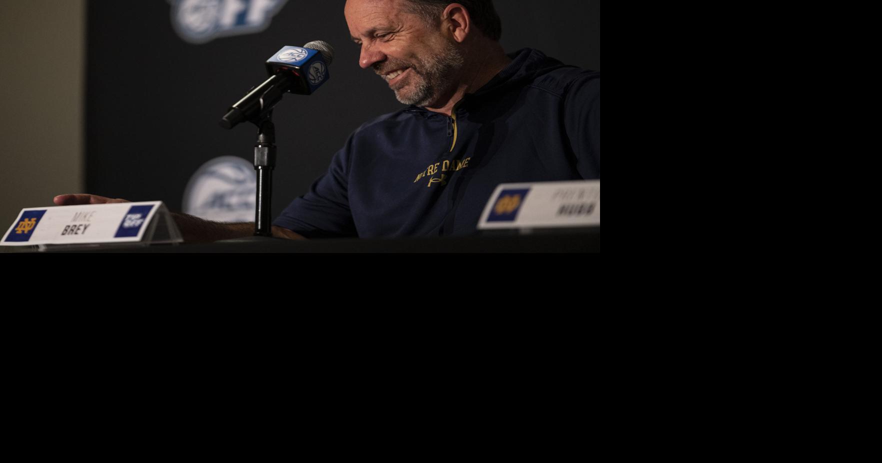 Blake Wesley, Dane Goodwin propel Notre Dame to opening win